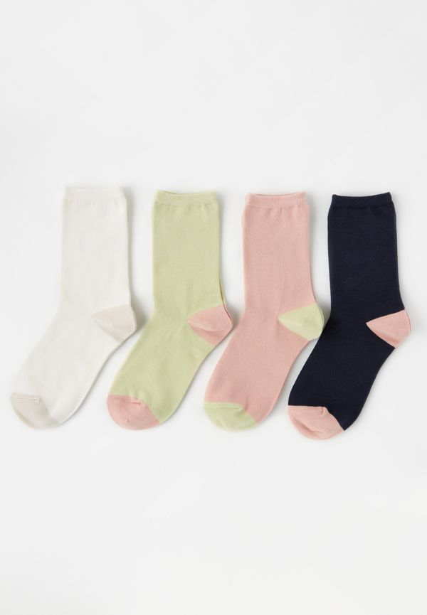 Rosa strumpor dam (2026) • Nu upp till 60% rea | Alissa