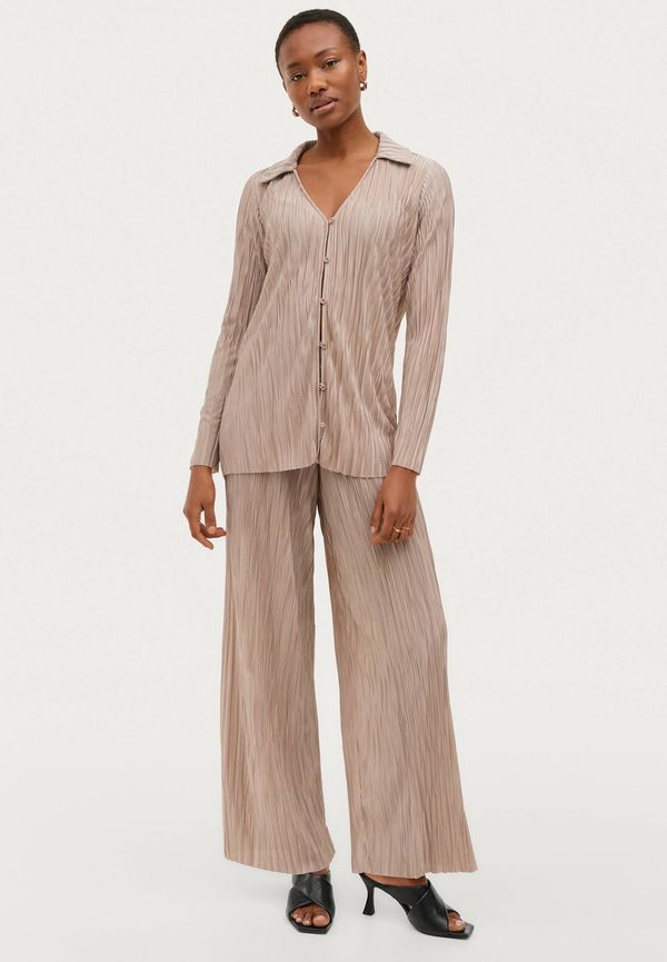 Vida byxor med vida ben dam (2024) • Köp online. Upp till -70% | Alissa