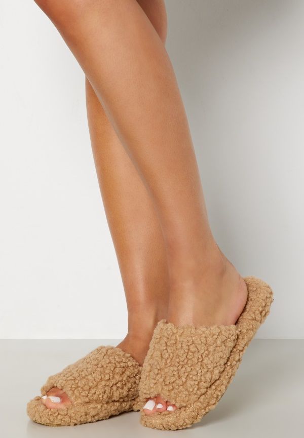 Tofflor med tår dam (2025) • Just nu: Upp till 80% rabatt | Alissa