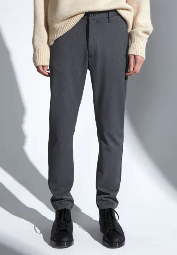 Stretchiga bekväma byxor herr (2025) • Rea med upp till 40% | Alissa