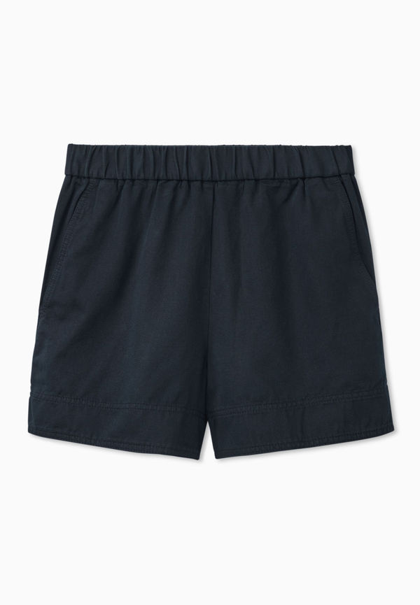 Linneshorts dam (2025) • Rea på snygga modeller online | Alissa