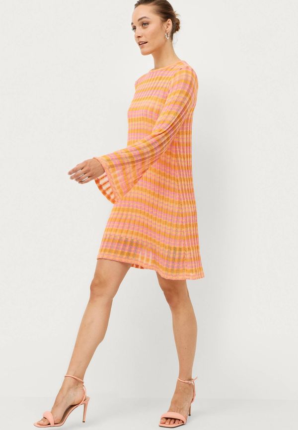 Rosa klänningar med axelband (2025) • Nu upp till 70% rea | Alissa