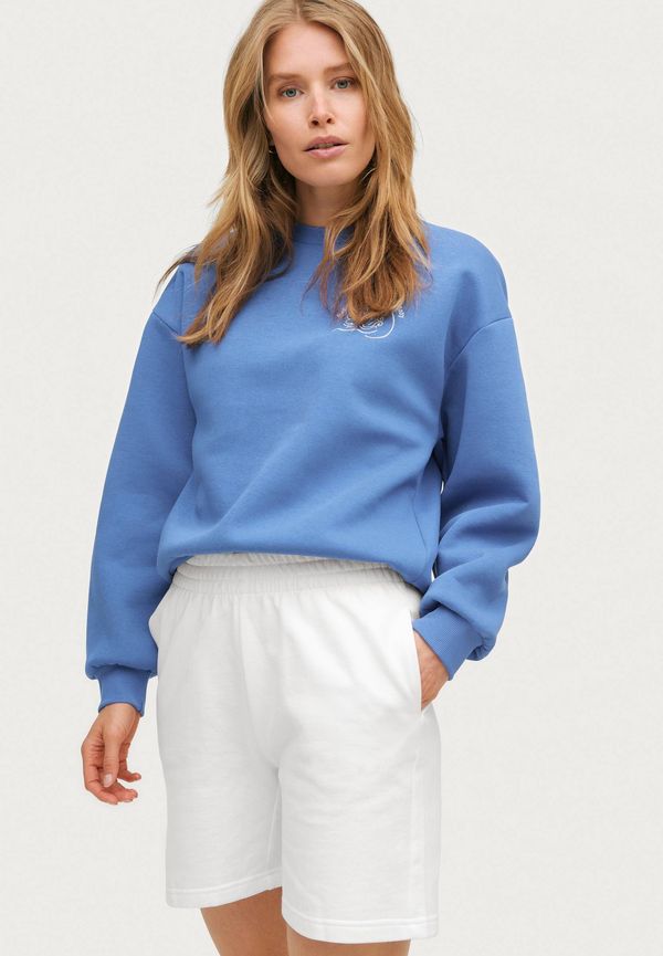 Vita shorts dam (2025) • Rea på snygga modeller online | Alissa