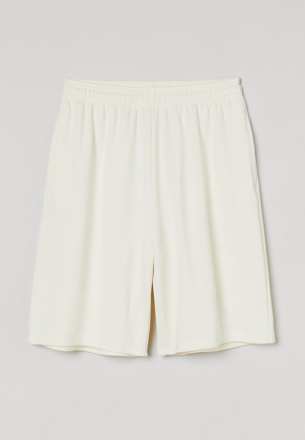 Vita shorts med fickor dam (2024) • Rea med upp till 70% | Alissa