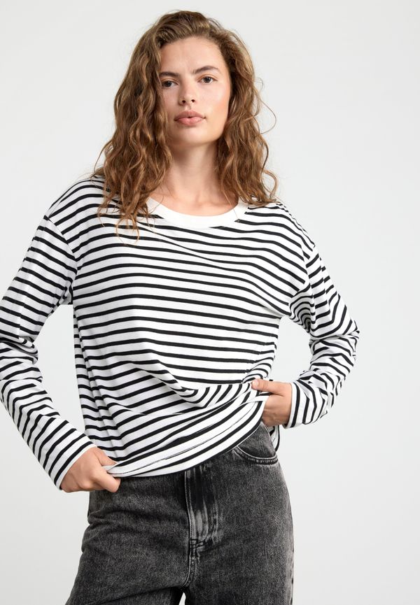 Randiga långärmade tröjor dam (2025) • Nu upp till 72% rabatt | Alissa