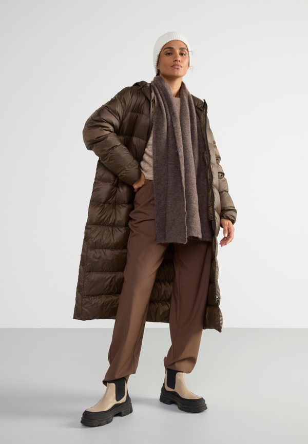 Långa dunkappor dam (2025) • Få upp till 50% rabatt | Alissa