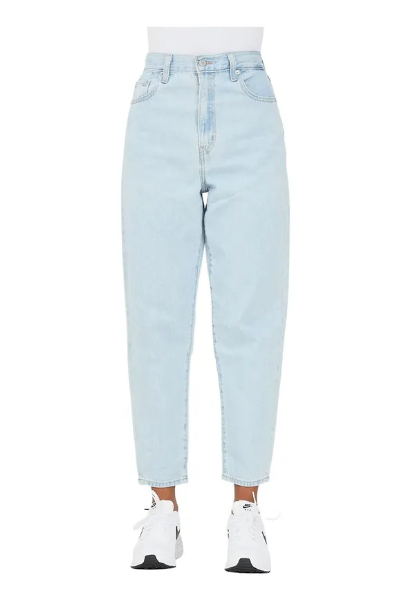 Levis byxor dam (2026) • Rea på snygga modeller online | Alissa