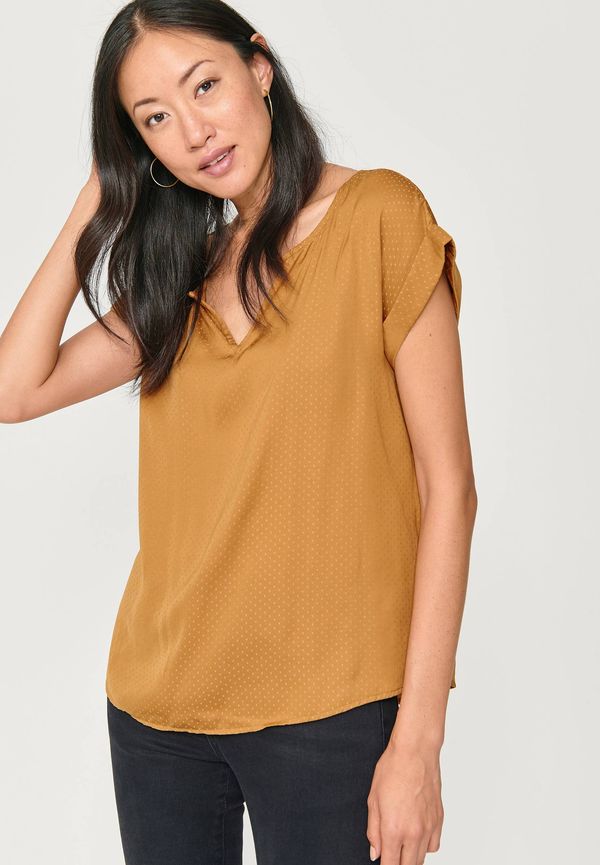 Fina bruna blusar dam (2026) • Nu upp till 50% rea | Alissa