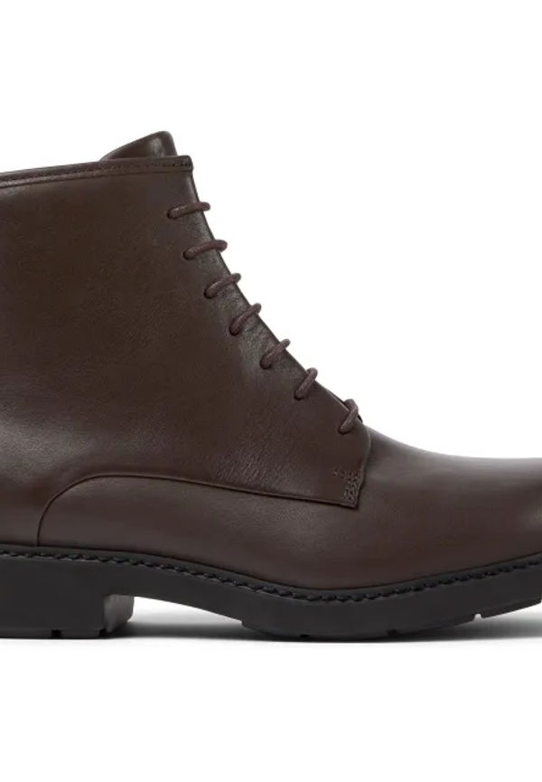 Bruna boots dam (2025) • Rea på snygga modeller online | Alissa